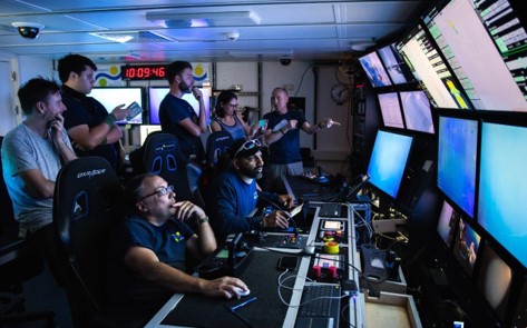 ROVs in Marine Monitoring • Remotely Operated Vehicles Field Manual